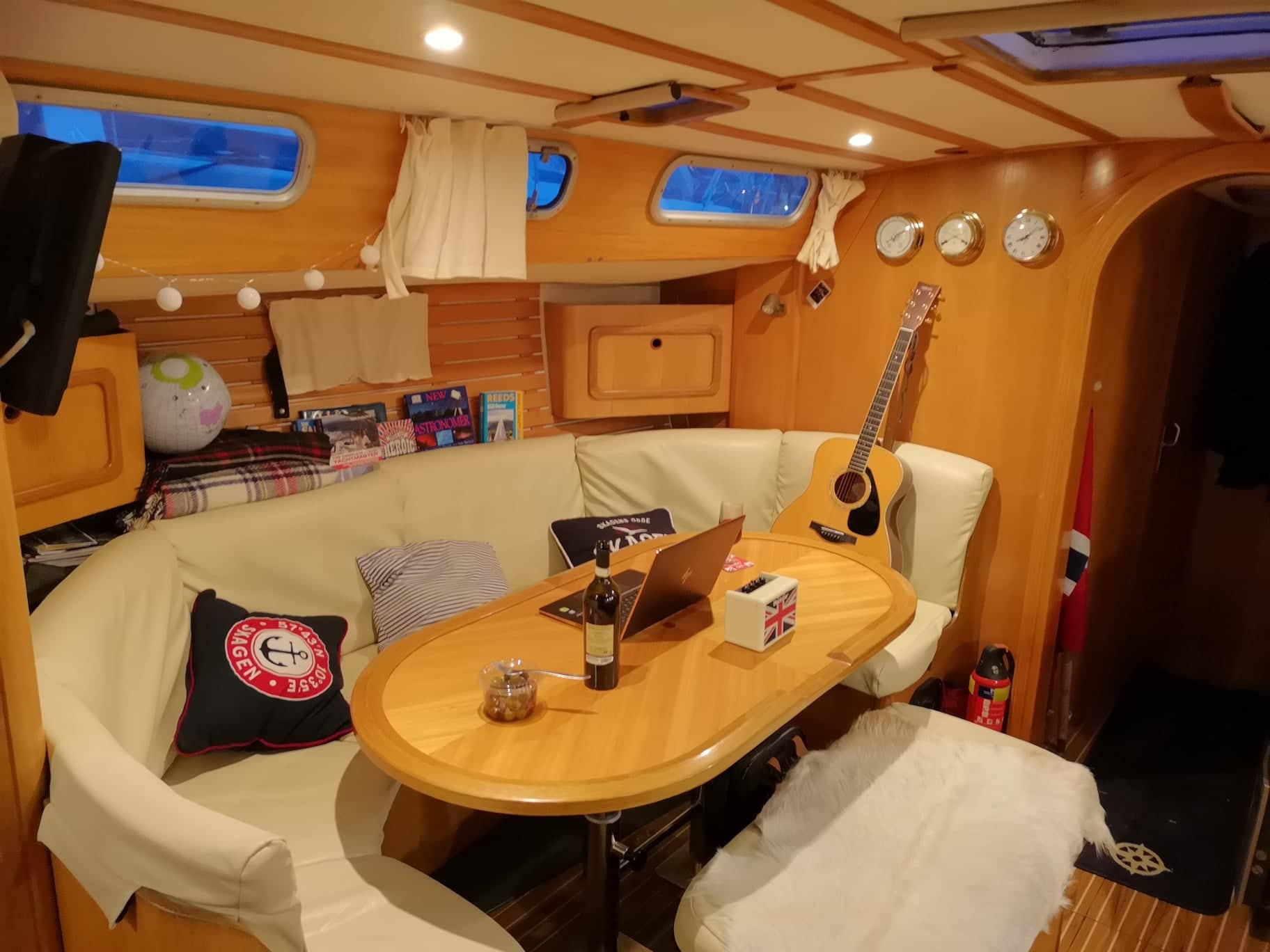 Feeling 486 | Skipperi