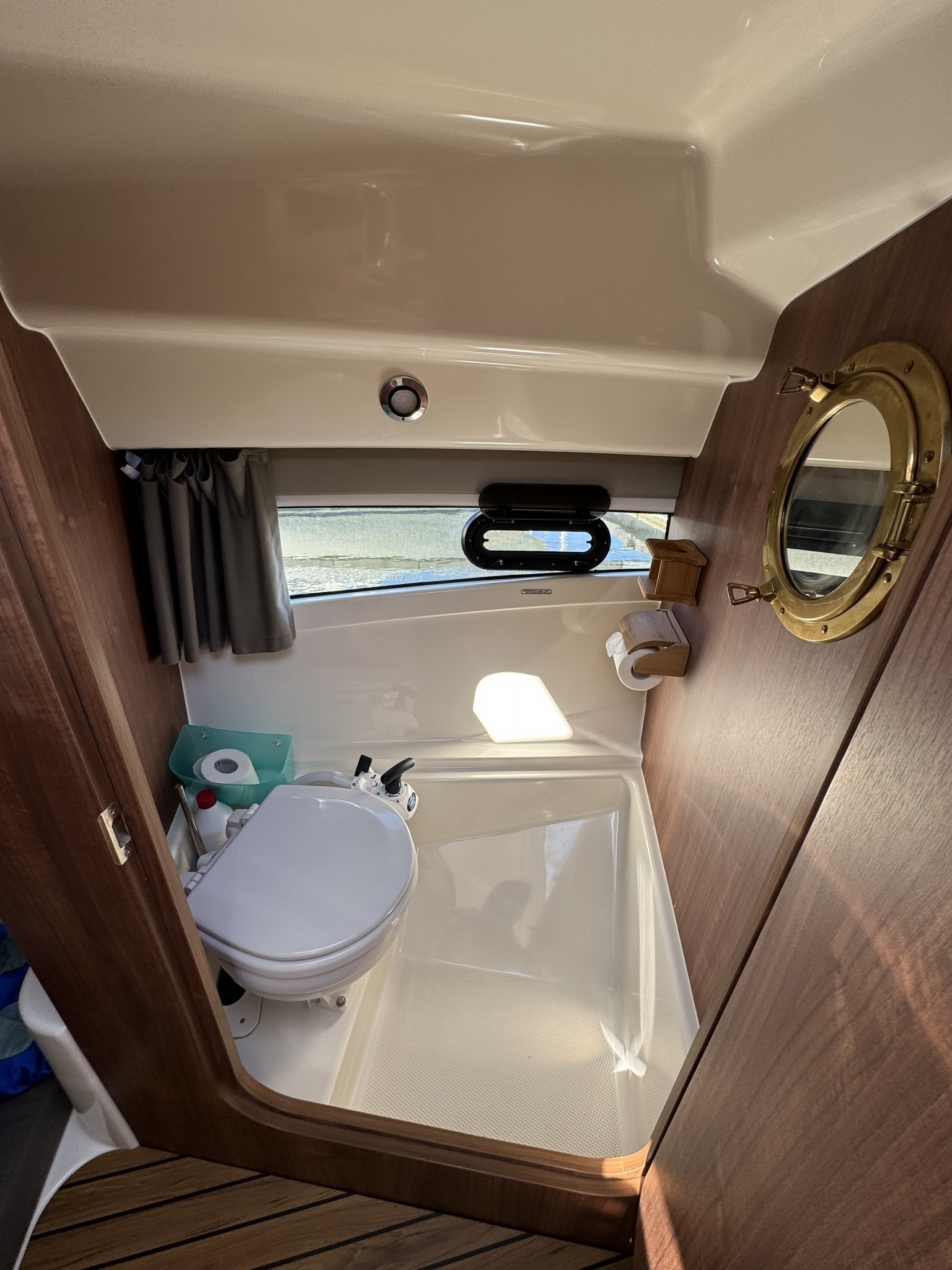 Uttern C77 | Skipperi